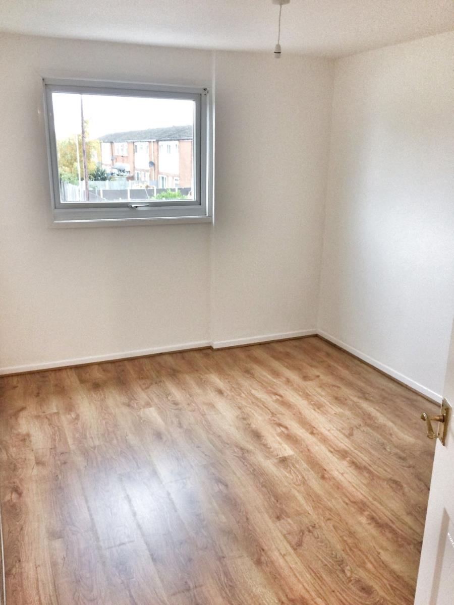 3 Bedroom Terraced House Let In Liverpool L36