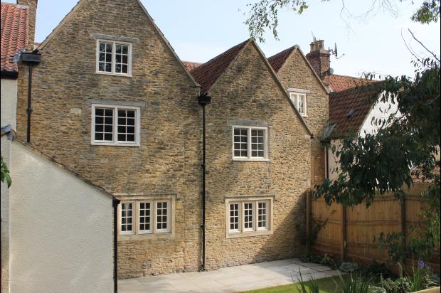 4 Bedroom Terraced House Sold in Frome, BA11