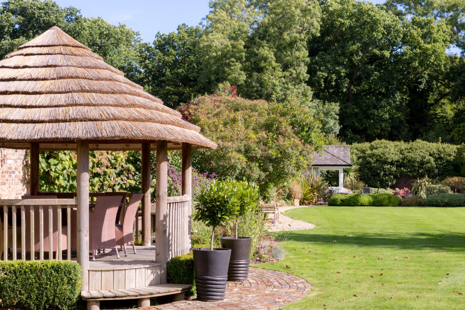 6 Bedroom Detached Villa Sold in Kenley, CR8