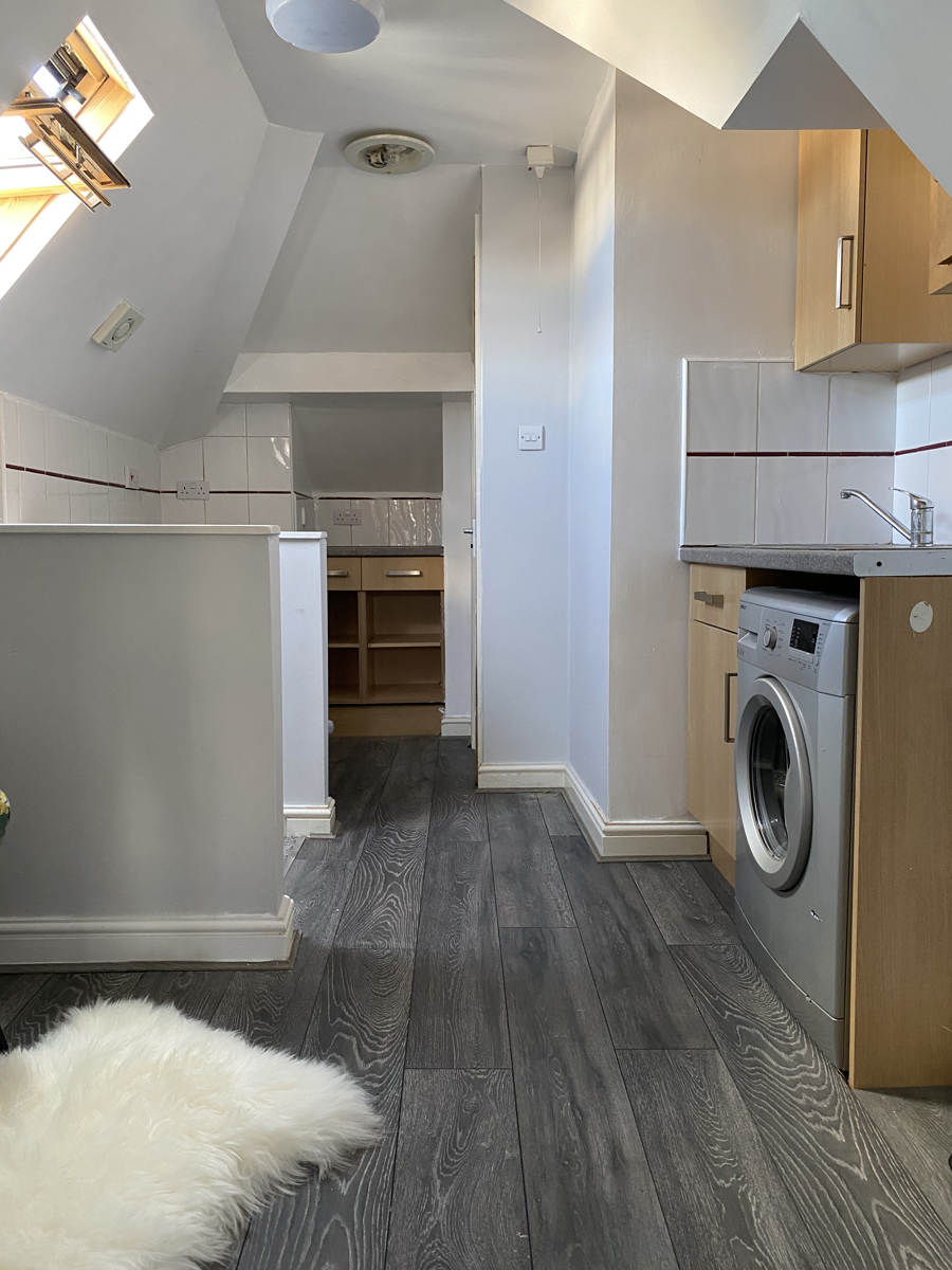 1 Bedroom Studio Let in Nottingham, NG16