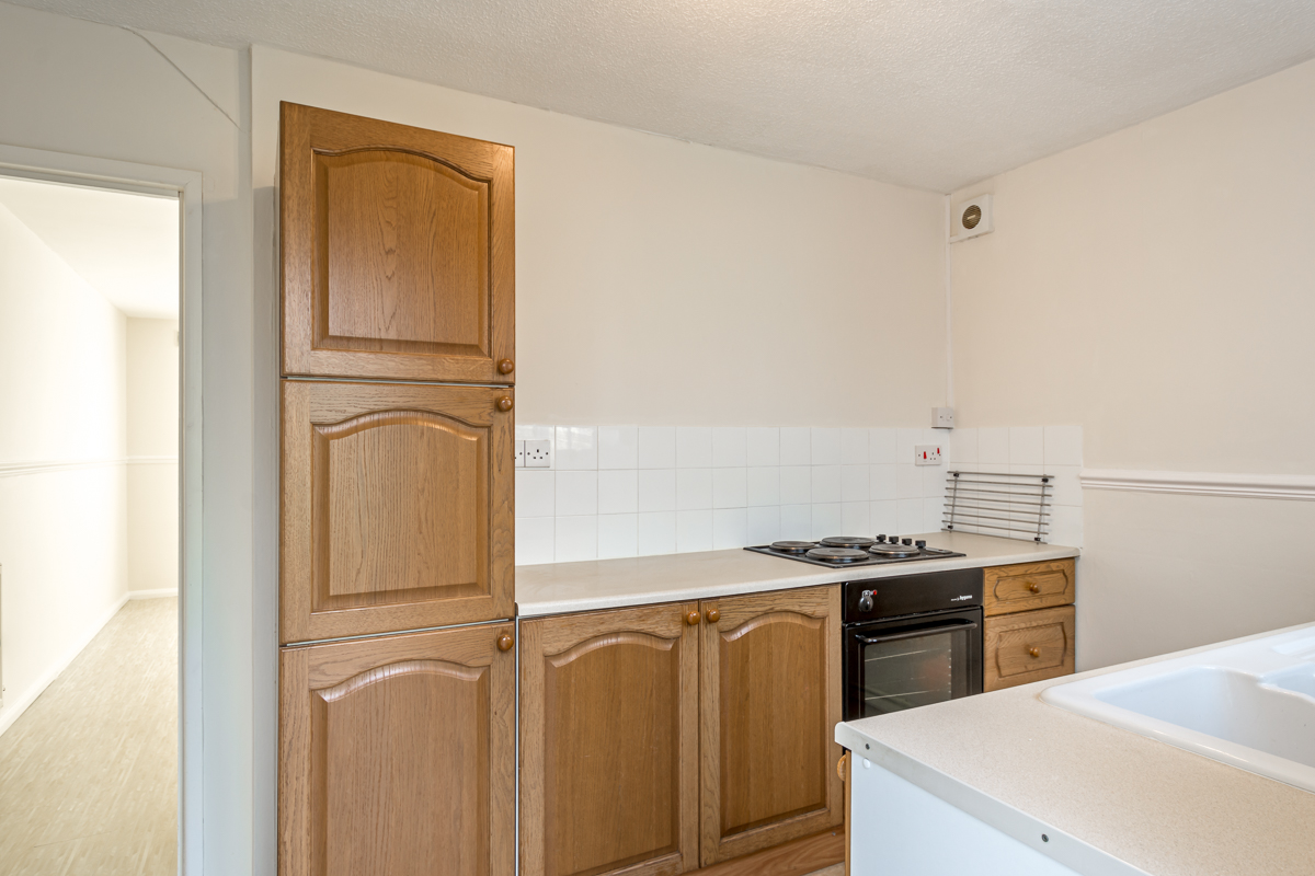 2 Bedroom Semi Detached House Let In Milton Keynes Mk6