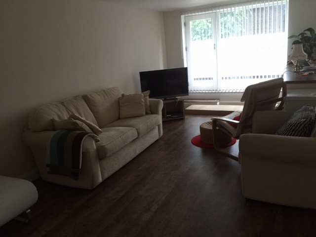 3 Bedroom House Share/Rent A Room Let in Erith, DA18
