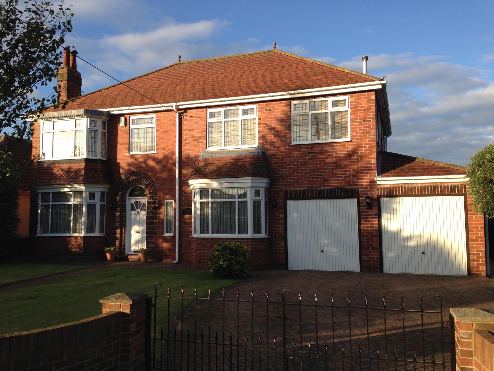 4 Bedroom Detached House Sold in Doncaster, DN5