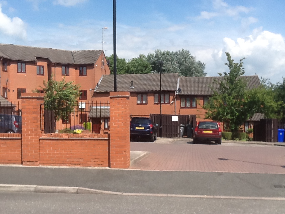 2 Bedroom Flat Let In Stoke On Trent St3