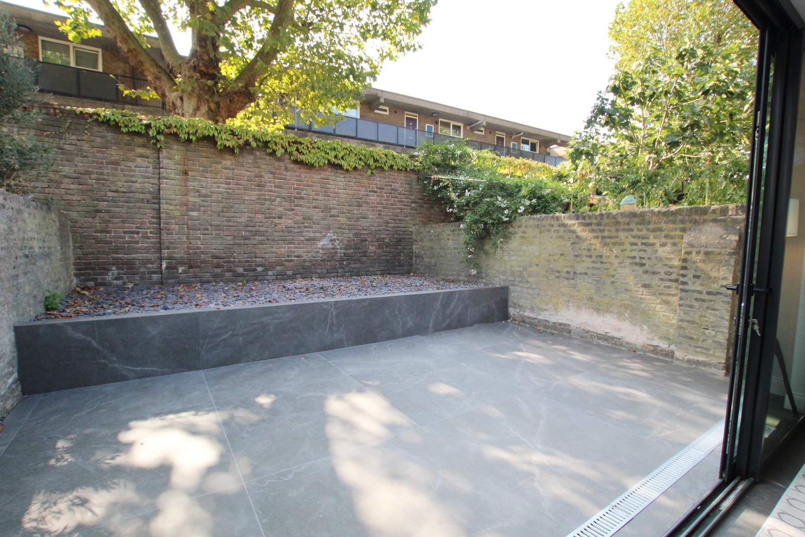 6 Bedroom Terraced House Let in London, SW2