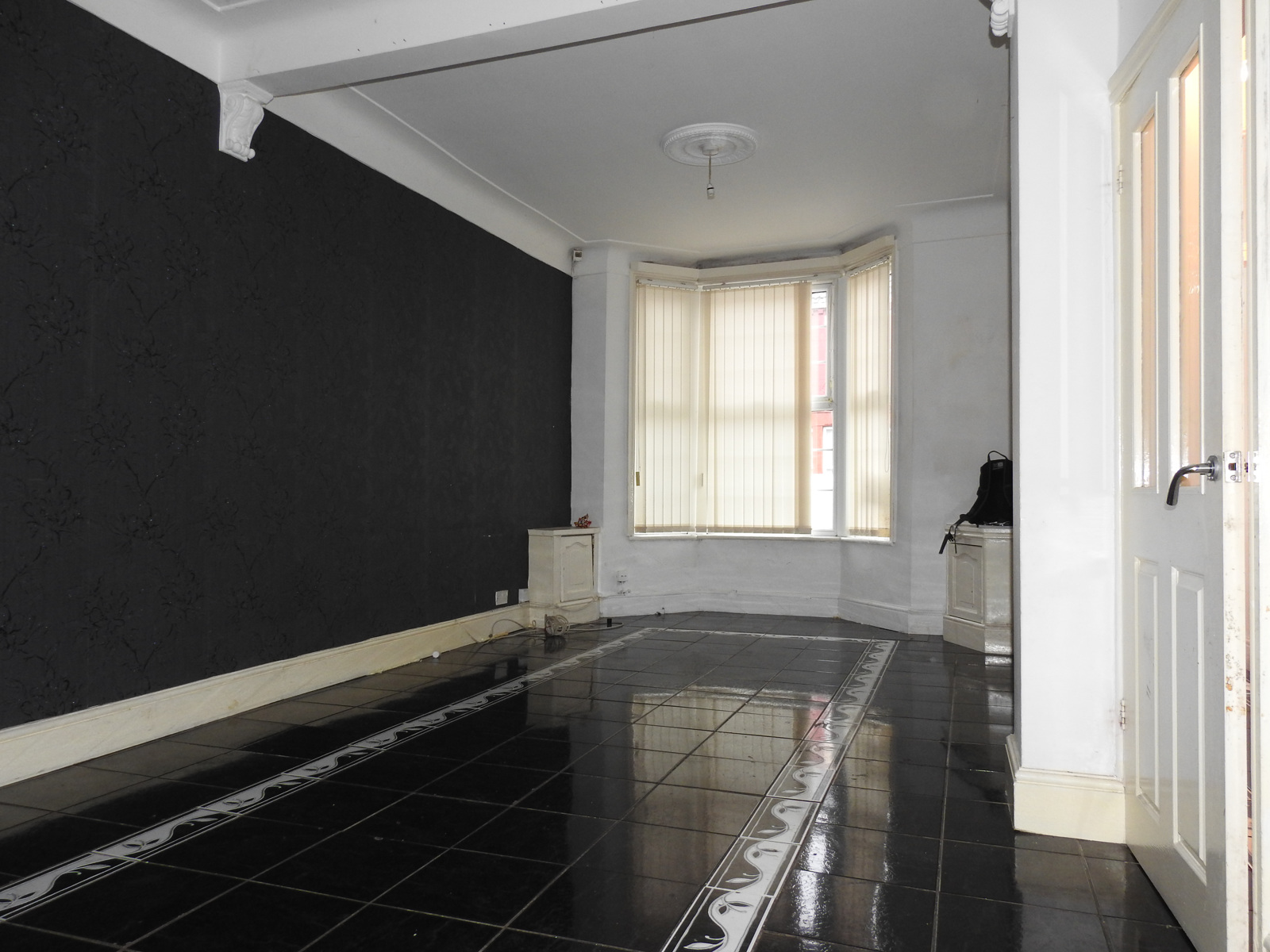 3 Bedroom Terraced House Sold in Liverpool, L6