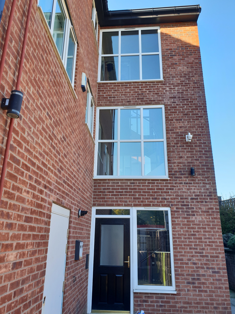 2 Bedroom Apartment Let in Rotherham, S60