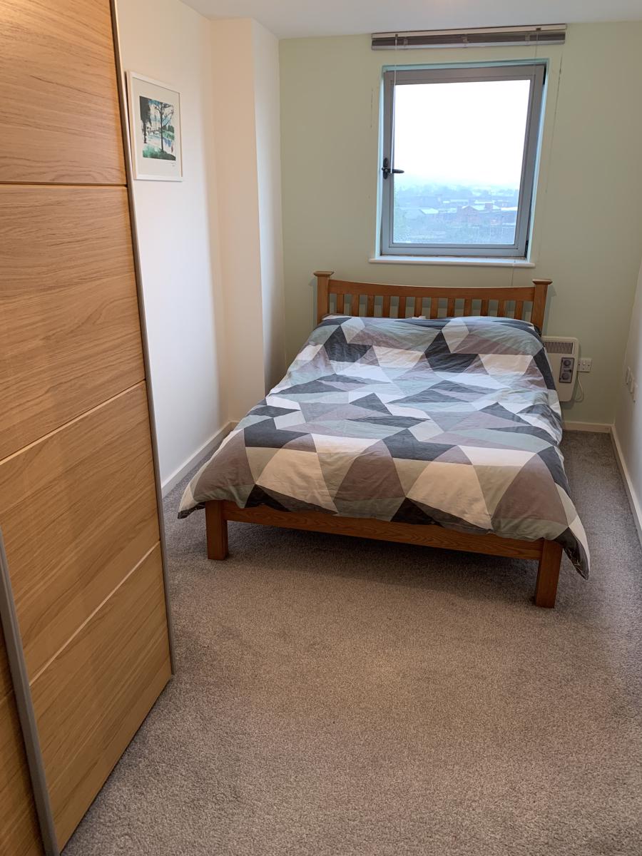 2 Bedroom Apartment Sold In Leeds Ls12