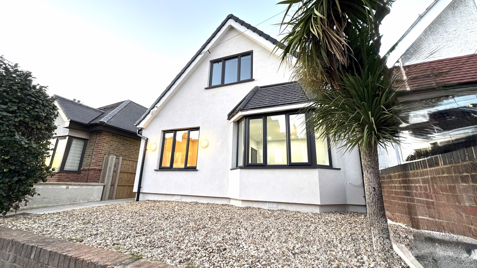 4 Bedroom Semi-Detached House Sold in Uxbridge, UB8