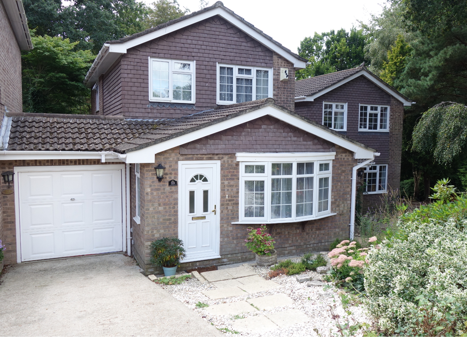 3 Bedroom Link-Detached House Sold in Southampton, SO16
