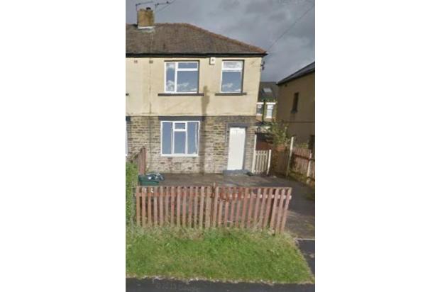 3 Bedroom Semi-Detached House Let in Bradford, BD3