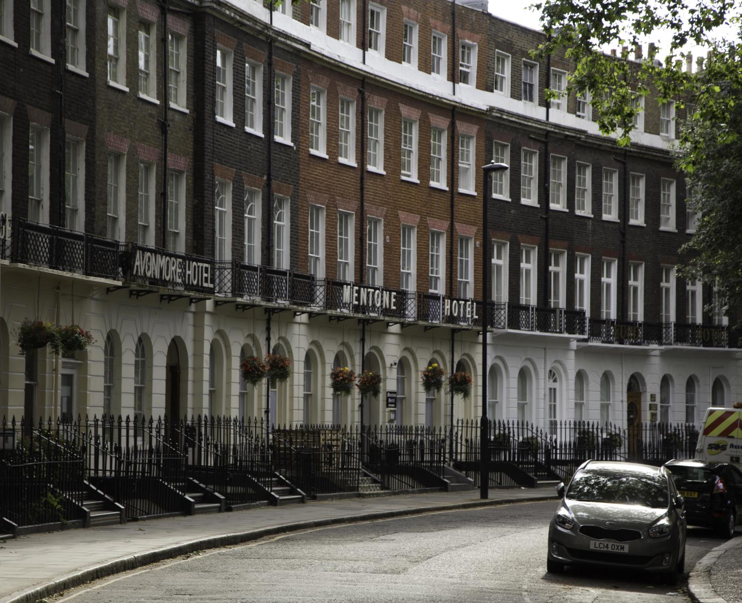 2 Bedroom Flat Sold in London, WC1H